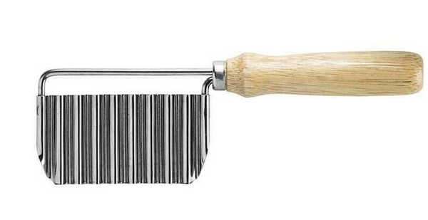 CRINKLE CUTTER GARNISHING TOOL - AVANTI – Blue Mountains Camping