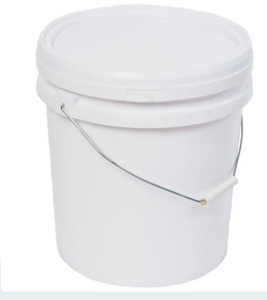 BUCKET - WHITE PLASTIC BUCKET & LID - 10 LITRES – Blue Mountains Camping